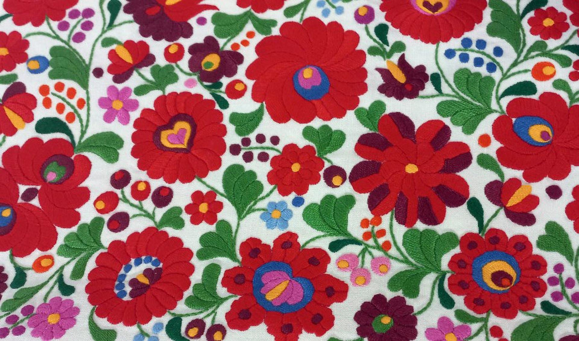 Matyó hímzés - Szakkörök - A Szakkör